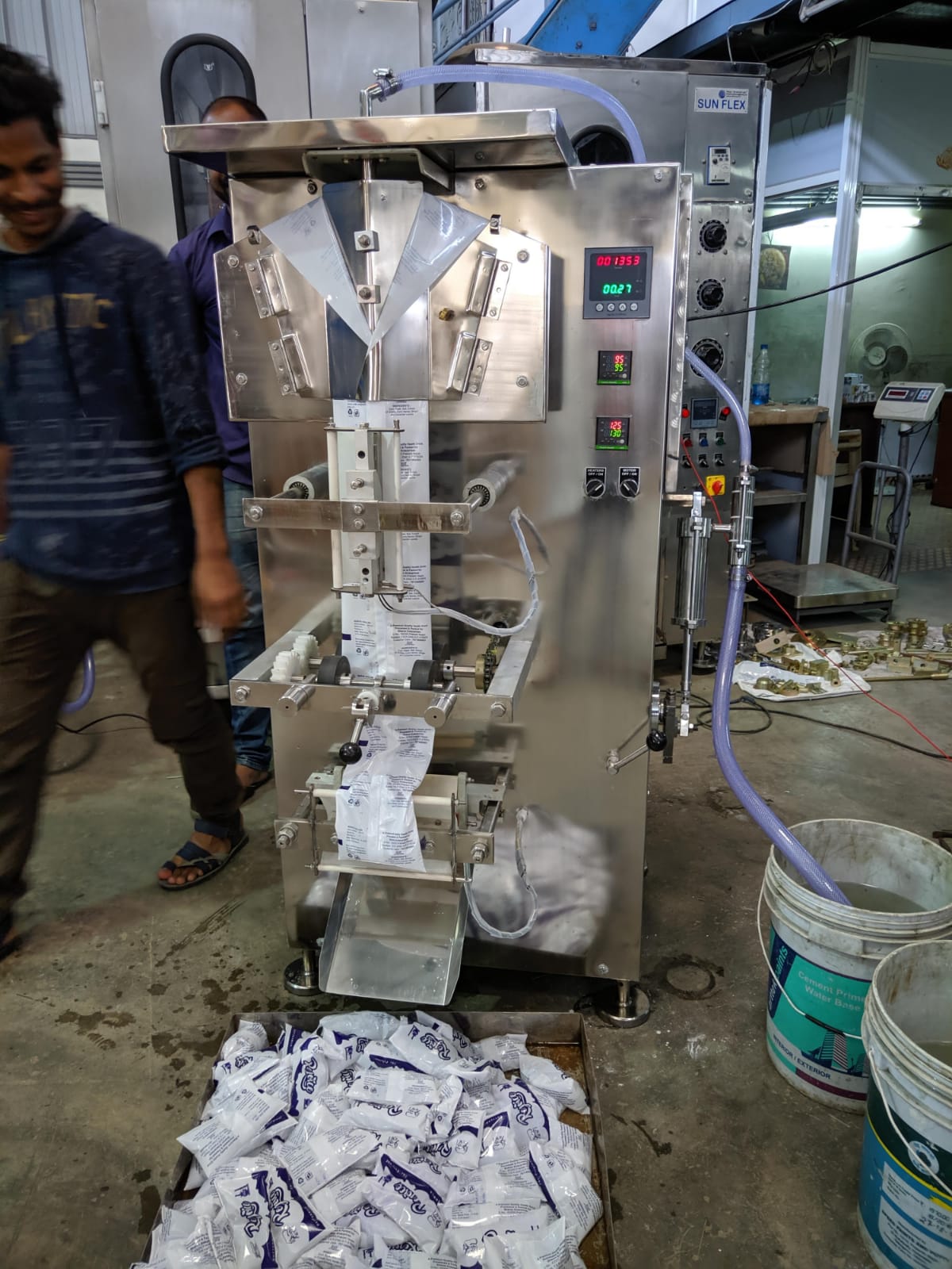 High Speed Milk Packing – Sun Packaging Systems (SUNFLEX)